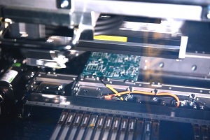 Mixed Assembly Advantages - 基板クイック試作 - PCBWay